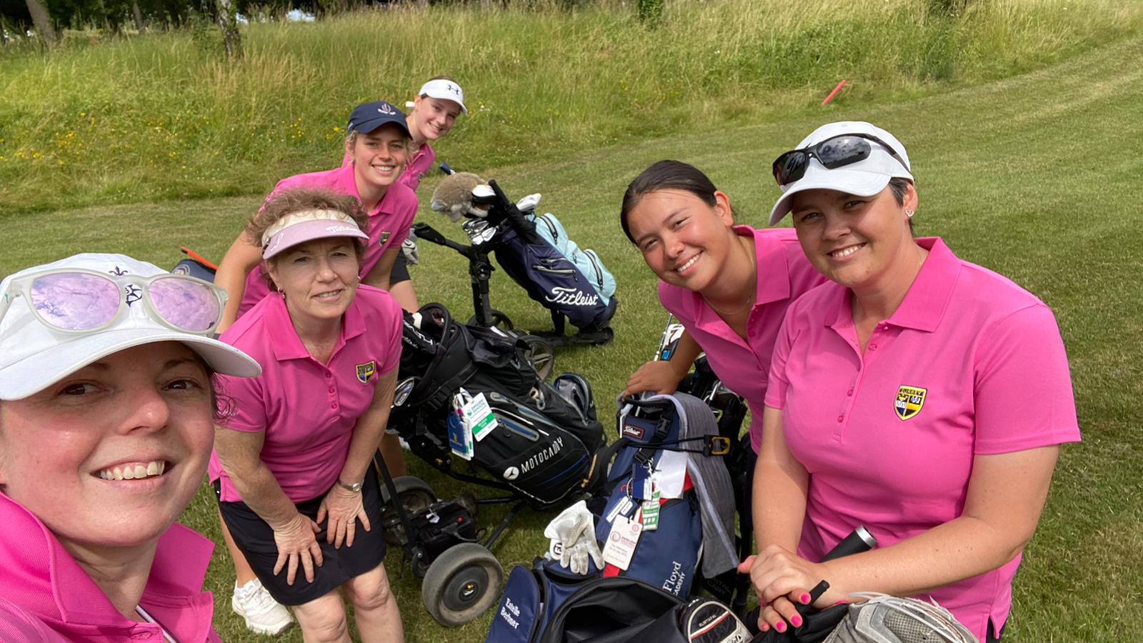 Surrey win their first Stovold match